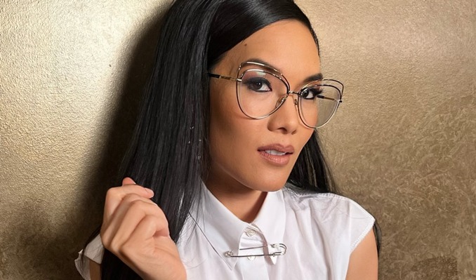 Dear Girls: Advice for Living Your Best Life by Ali Wong - Angelique ...